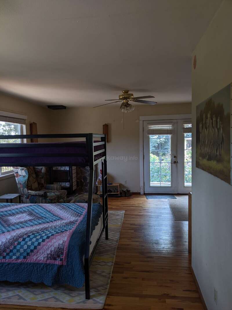 Help with our therapy horse farm and homestead in rural northern Oregon ...