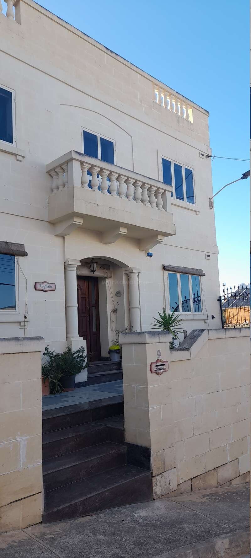 Join our family and help with house sitting in San Ġwann, Malta