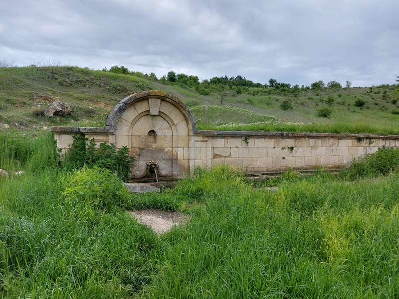 Come share our dream and enjoy the laid back life with us in Dve Mogili ...