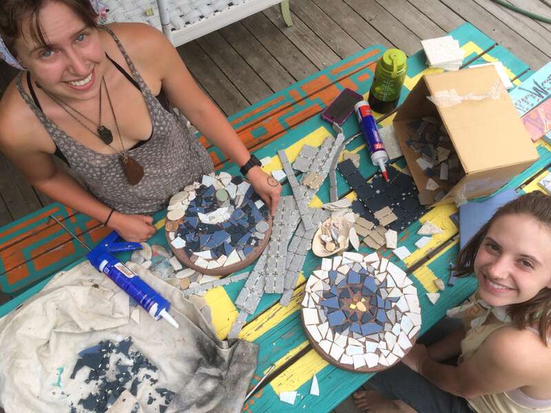 Inviting Workawayers with creativity! Knowledge of gardening helpful in ...