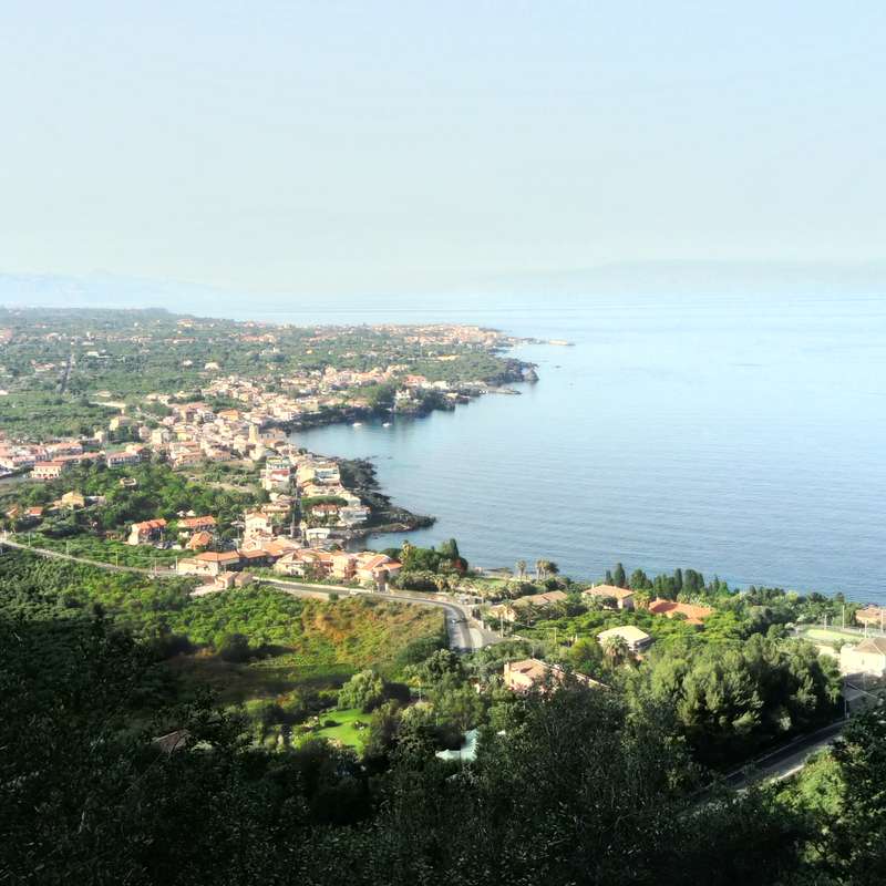 Forest and botanical garden in La Timpa, Italy