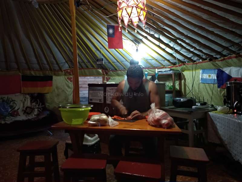 Teach English to kids and help around our place in Murun Khovsgol, Mongolia